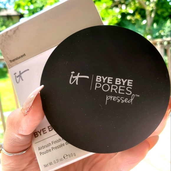 it cosmetics | Makeup | It Cosmetics Bye Bye Pores Airbrush Finish ...
